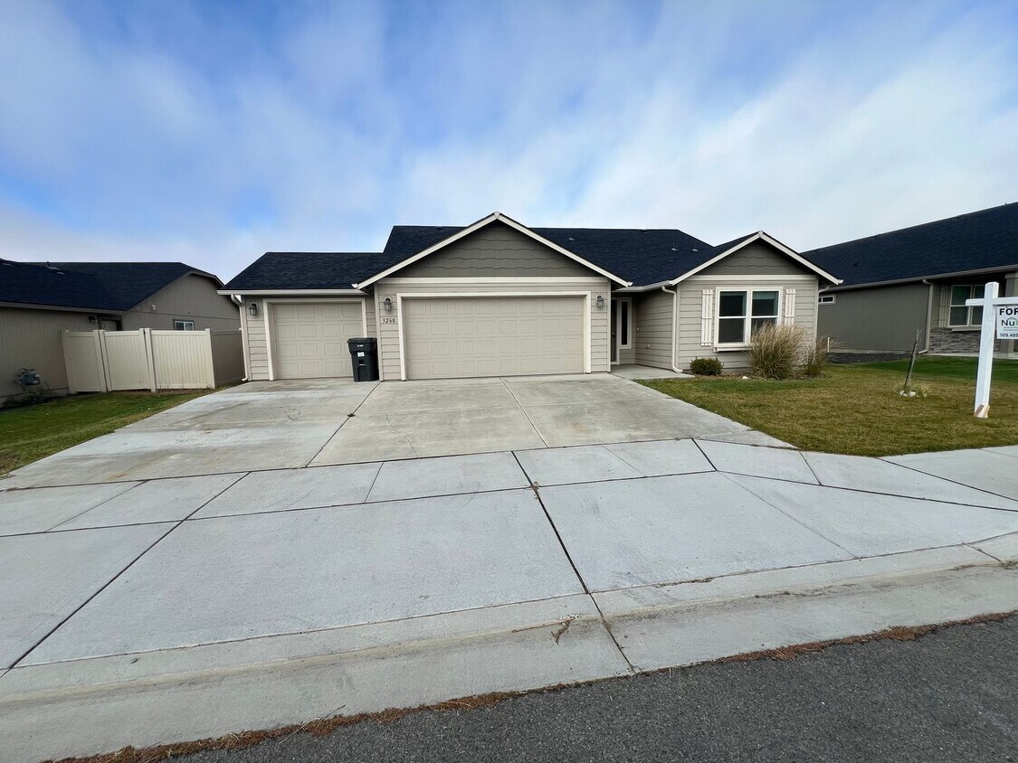 3260 Harvest Bluff Dr, Cheney, WA 99004 - House Rental in Cheney, WA ...