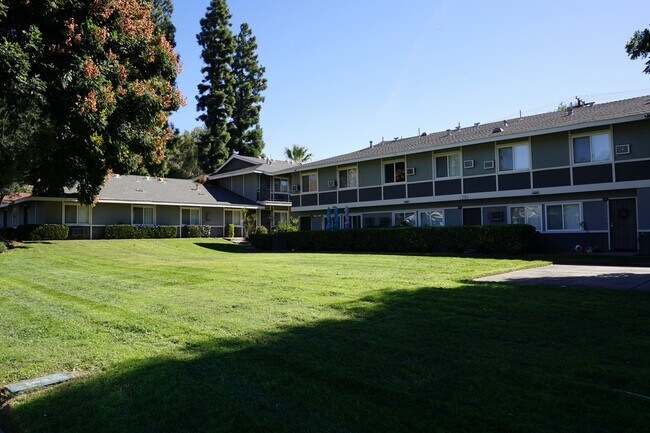 University Village Apartments - Apartments in Riverside, CA ...