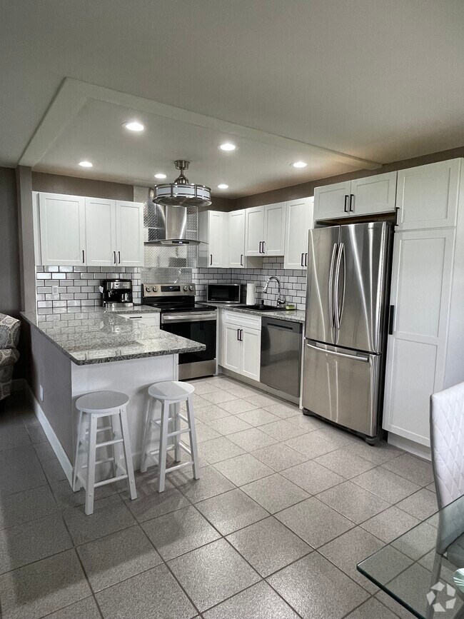 Kings Point Apartments for Rent - Delray Beach, FL - 154 Rentals ...