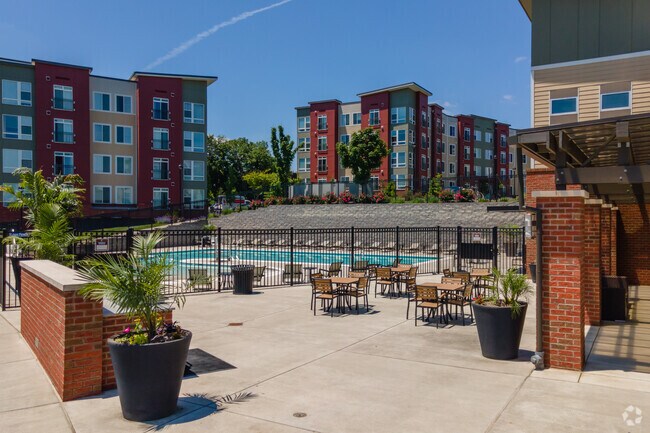 Urban Green Apartments - Frederick, MD | Apartments.com