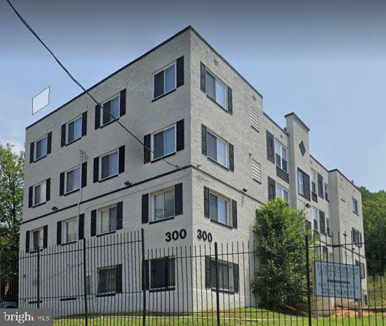 300 37th St SE Unit 103, Washington, DC 20019 - Room for Rent in ...
