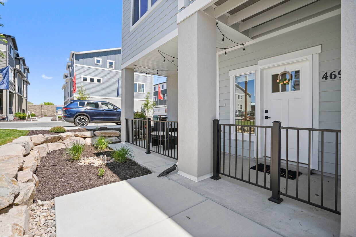 4697 W Miramonte Way, Kearns, UT 84118 - Townhome Rentals in Kearns UT ...
