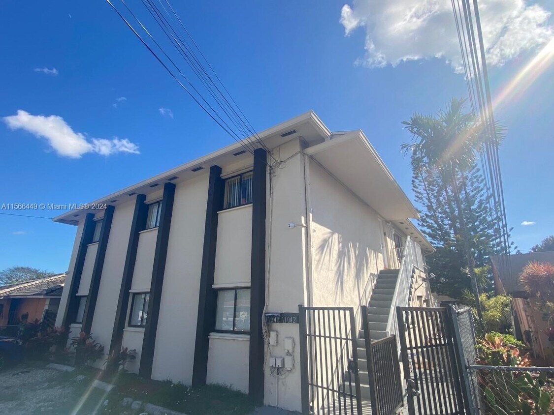 11040 SW 5th St Unit 2, Miami, FL 33174 - Room for Rent in Miami, FL ...