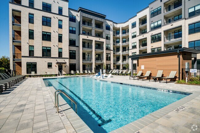 Midtown Raleigh Apartments for Rent with EV Charging - Raleigh, NC ...