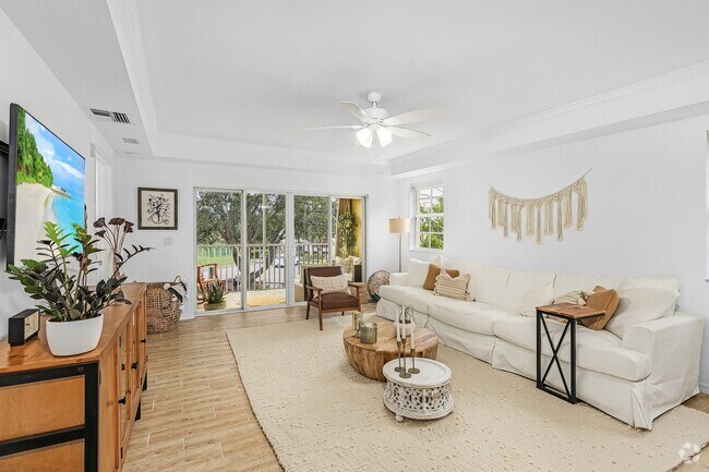 Coral Point Apartments for Rent with a Swimming Pool - Cape Coral, FL ...