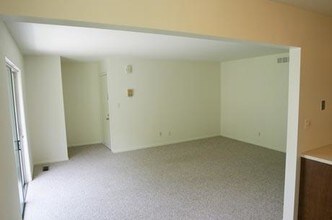 Miller West Apartments Rentals - Flint, MI | Apartments.com