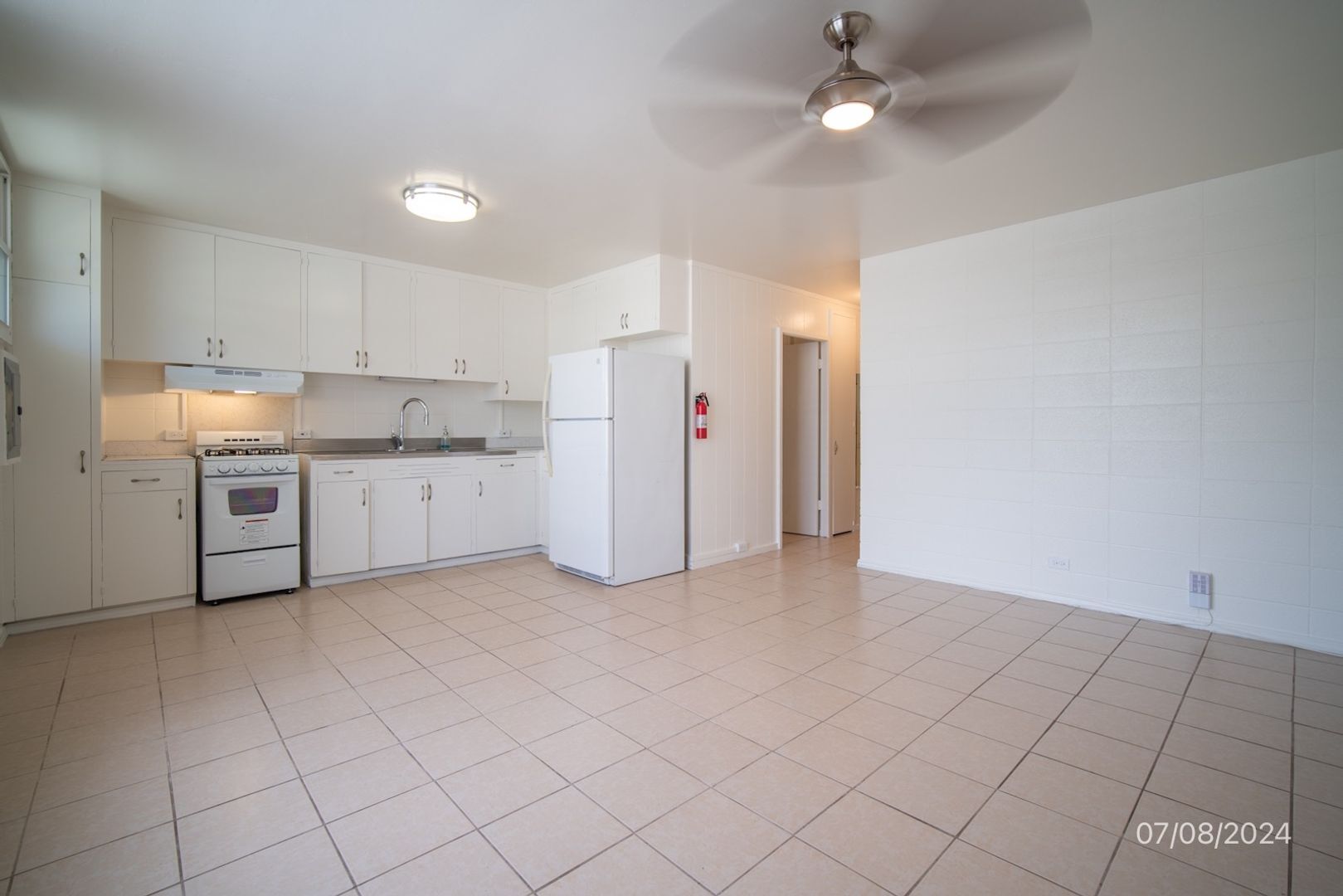 2202 Fern St, Honolulu, HI 96826 - House Rental in Honolulu, HI ...