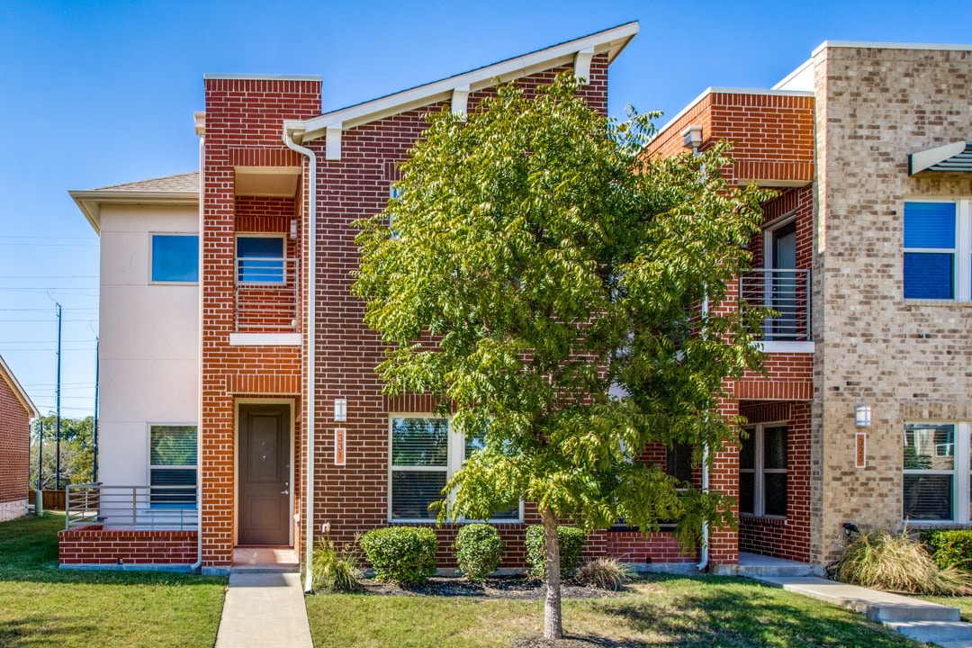 331 Tonga St, Dallas, TX 75203 - Townhome Rentals in Dallas TX | Apartments.com
