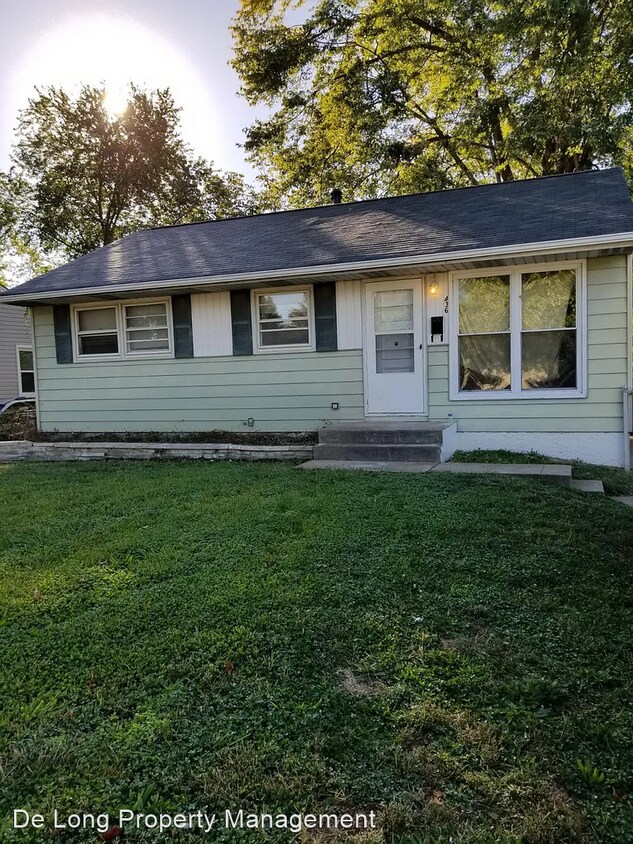 436 Shepley Dr, St. Louis, MO 63137 - House Rental in St. Louis, MO ...