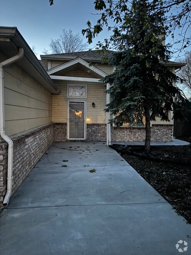1941 N Garland St, Wichita, KS 67203 - House Rental in Wichita, KS ...