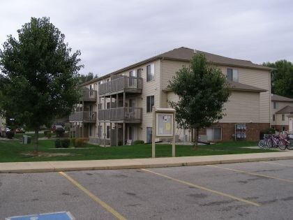 Lakeland Villa Apartments Apartments - Warsaw, IN | Apartments.com