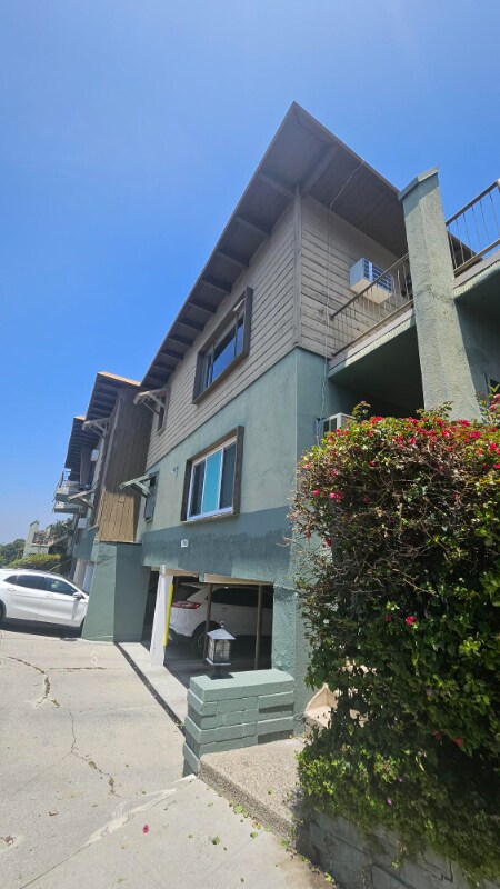 11980 Laurelwood Dr Unit 14, Los Angeles, CA 91604 | Apartments.com