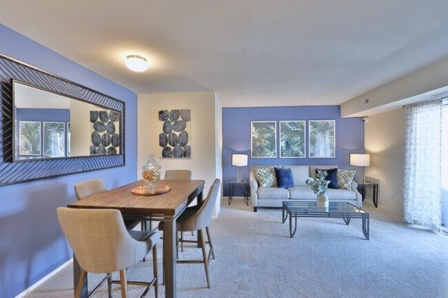 The Willows Apartment Homes Apartments - 116 B Warwickshire Ln Glen ...