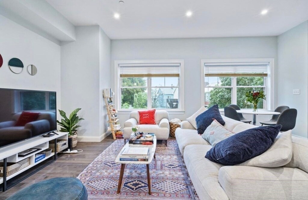 1026 Fellsway Unit #1, Medford, MA 02155 - 1026 Fellsway Medford, MA ...