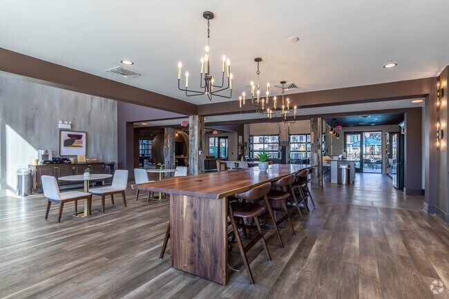 The Thomas at GVX - 1444 City View Dr Columbus, OH - Apartments for ...