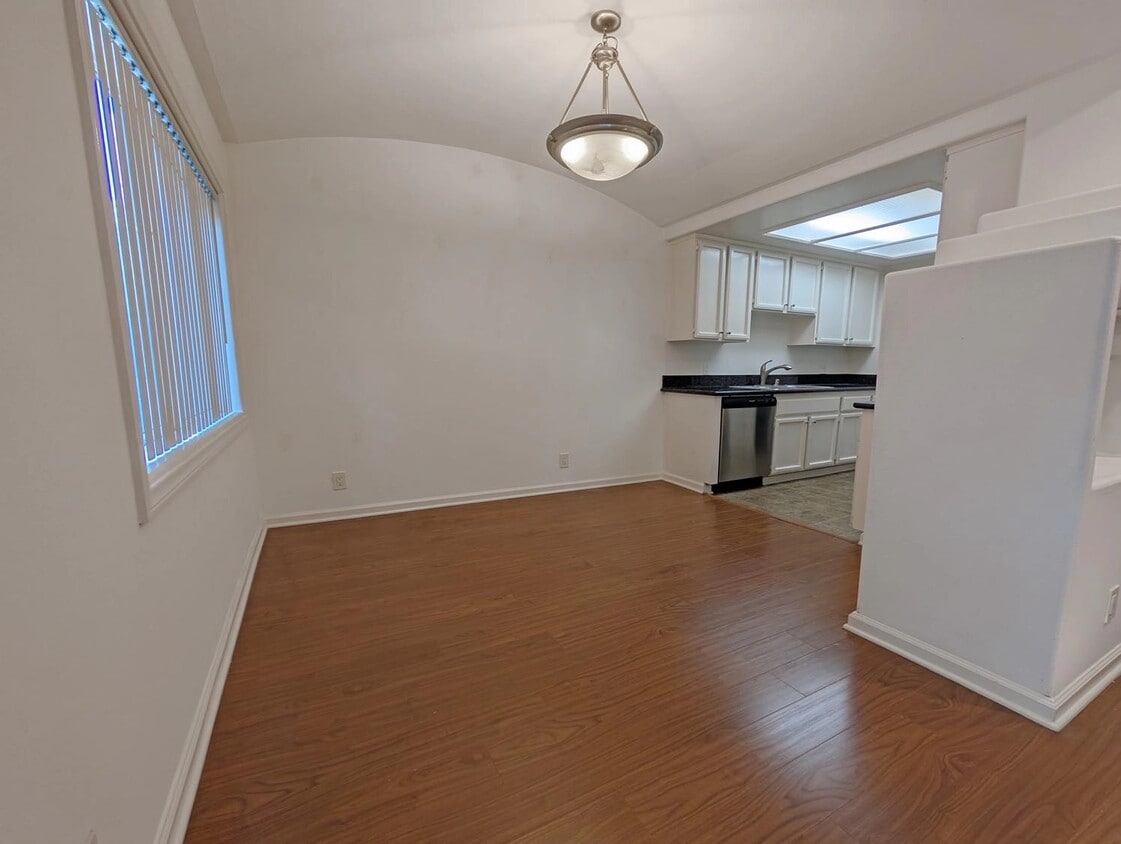 912 Croft Ave Unit 104, Los Angeles, CA 90069 | Apartments.com