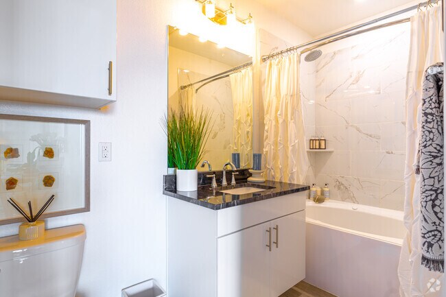 Park at Bayside - Apartments in Rowlett, TX | Apartments.com