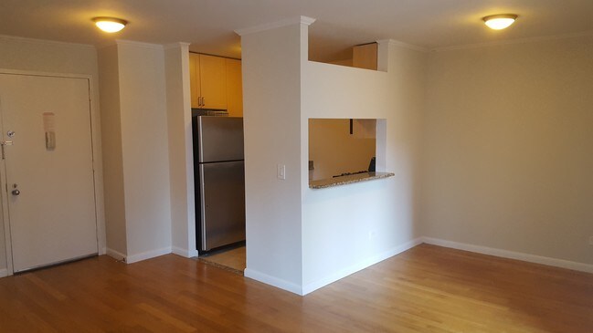 The Ritz Plaza Rentals - New York, NY | Apartments.com