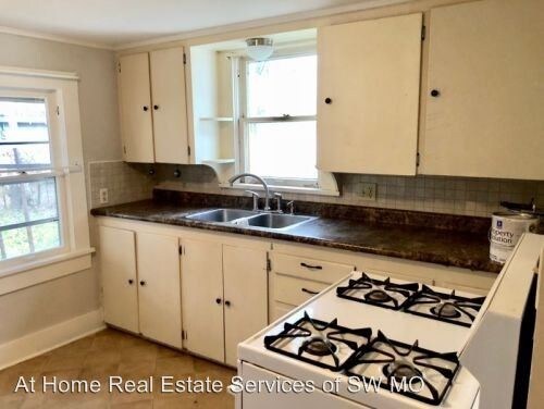 620 W Webster St, Springfield, MO 65802 - House Rental in Springfield ...