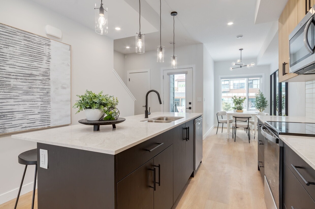 The Ridge at Trinity Hills Apartments - 111 Na'a Crescent Sw Calgary ...