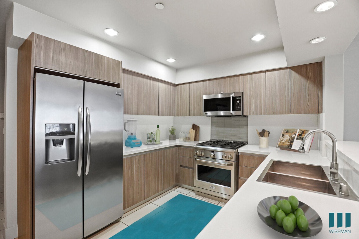 Kings Court by Wiseman - 111 S Kings Los Angeles, CA 90048 | Apartments.com