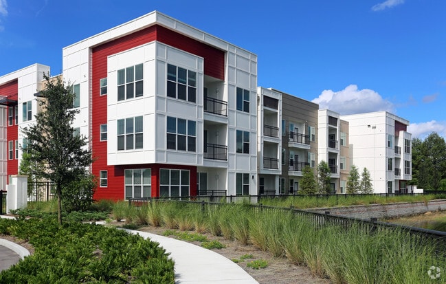 Spring Valley Apartments for Rent with High Ceilings - Altamonte ...