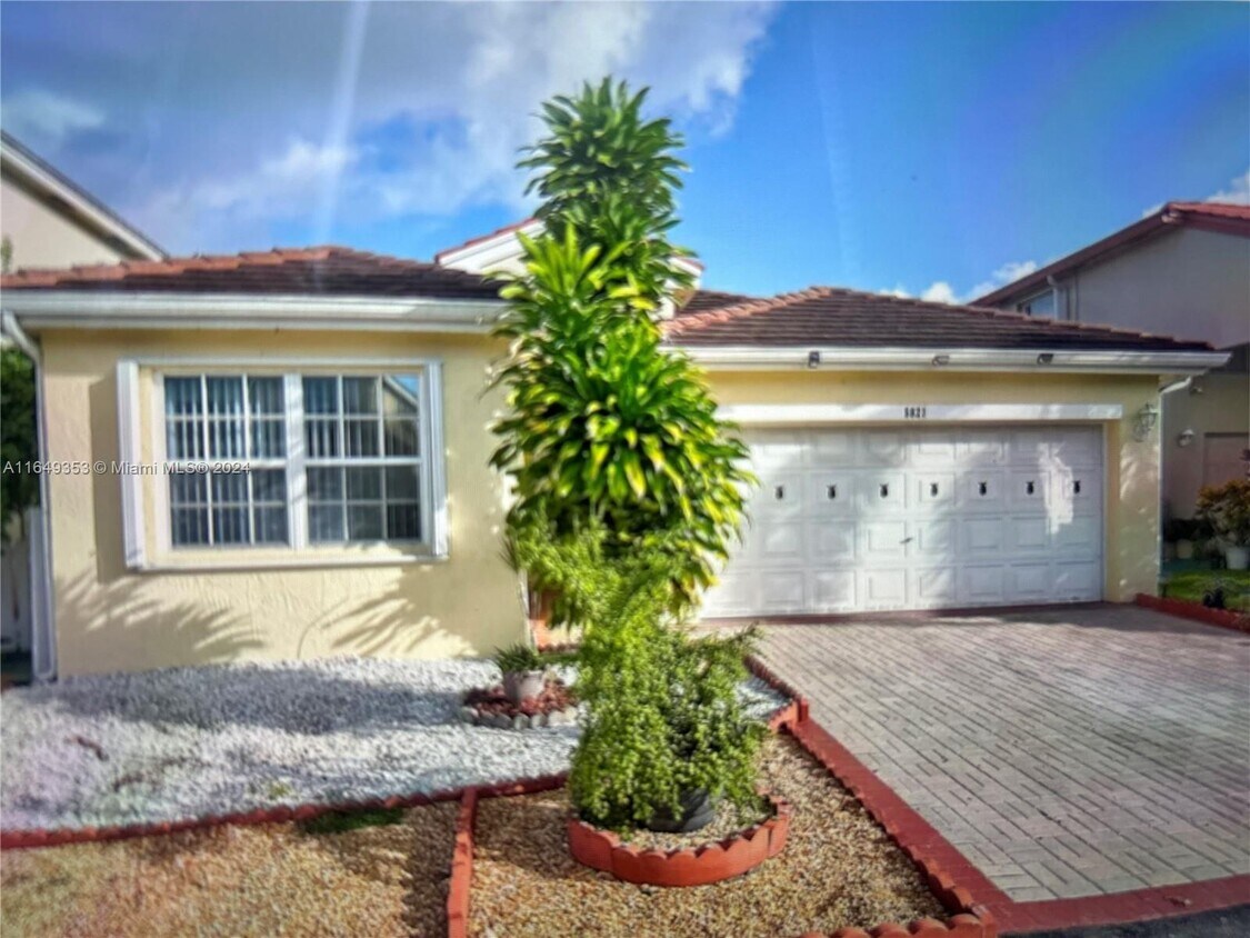 5821 S Sable Cir, Margate, FL 33063 - House Rental in Margate, FL ...