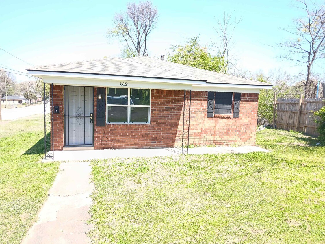 812 Pendleton St, Memphis, TN 38114 - House Rental in Memphis, TN ...