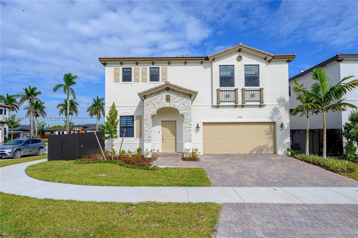 13283 SW 232nd Ln, Princeton, FL 33032 - House Rental in Princeton, FL ...