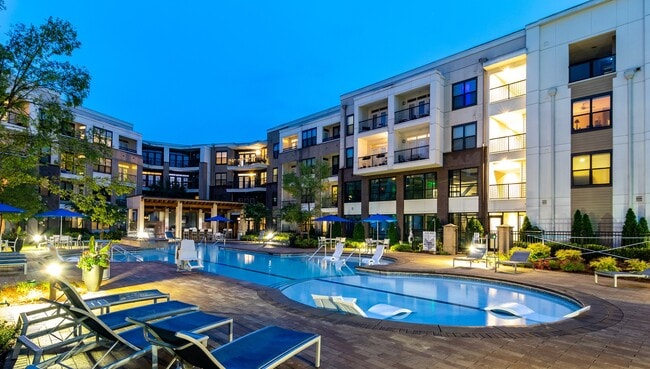 Decatur Heights Apartments for Rent with Hardwood Floors - Decatur, GA ...