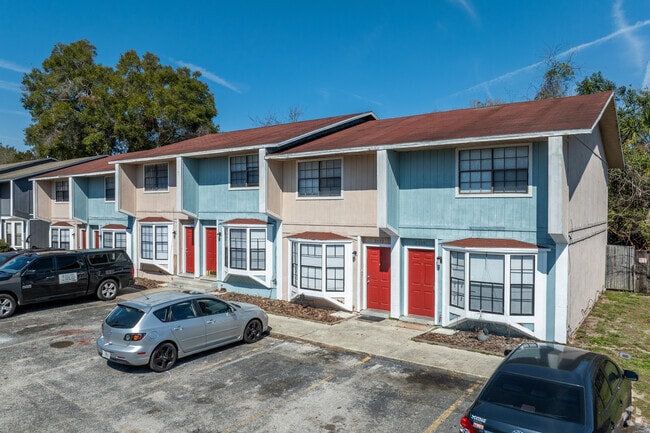 South Gainesville Apartments for Rent with a Yard - Gainesville, FL ...