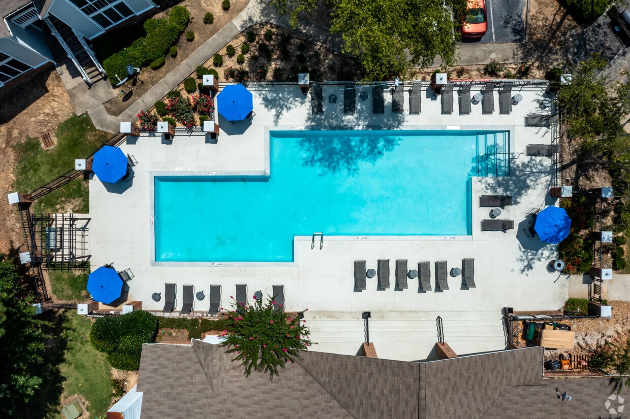The Hub at 934 Apartments - 934 Garden Walk Blvd Atlanta, GA 30349 ...