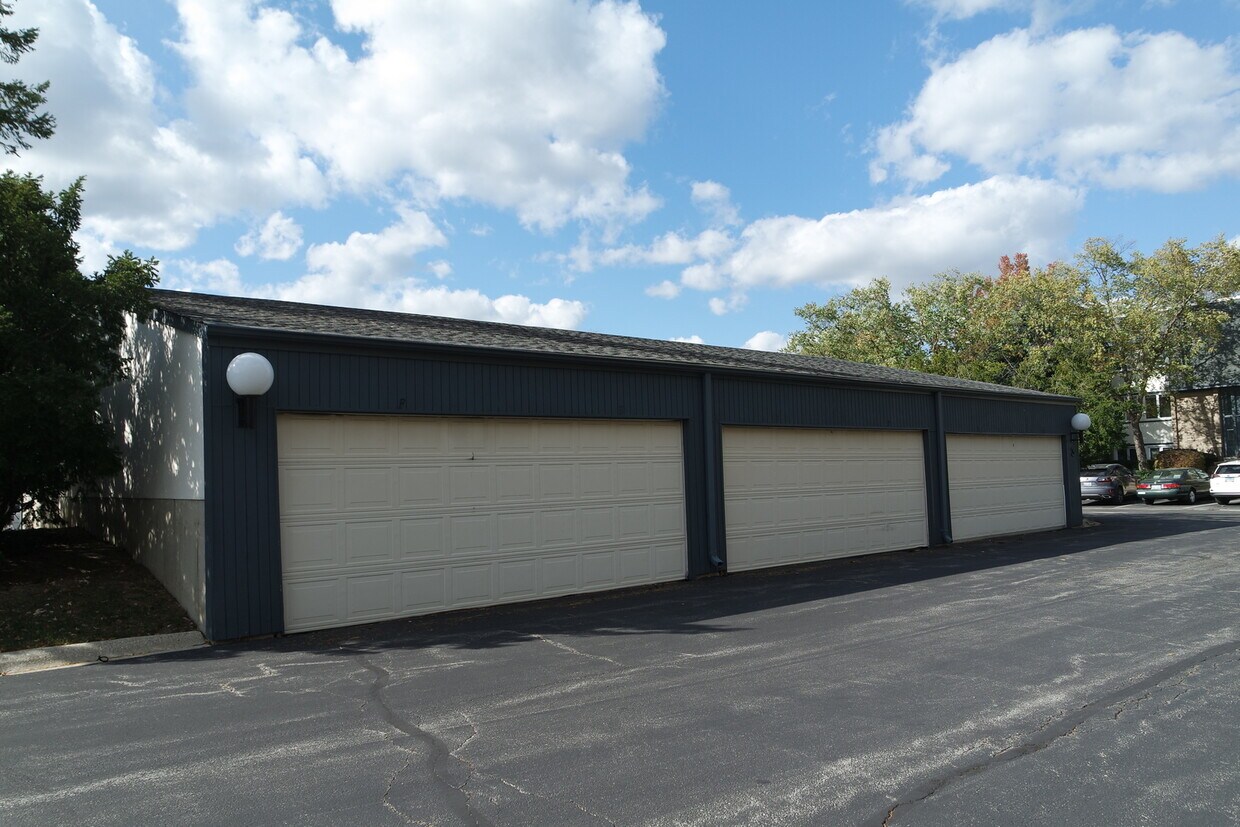 1951 Ammer Ridge Ct Unit 301, Glenview, IL 60025 - Condo for Rent in ...