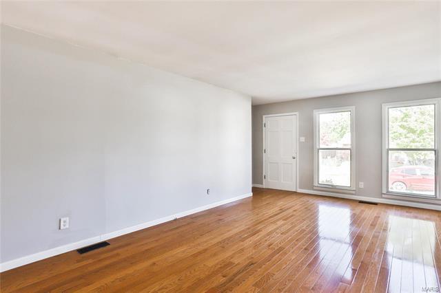 10094 Buffton Dr, St. Louis, MO 63123 - House Rental in St. Louis, MO ...