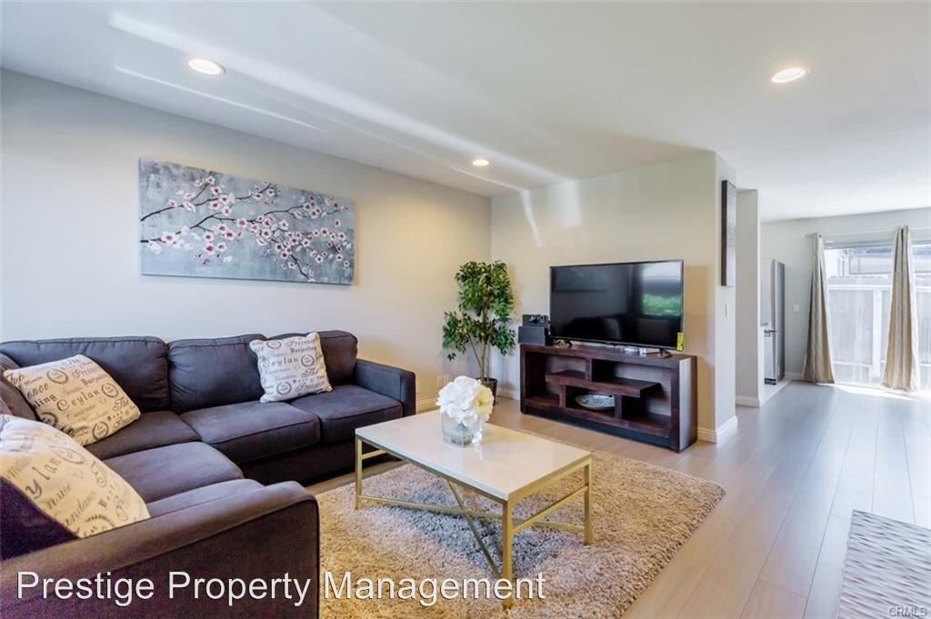 162 Apartments Available for Rent in Huntington Beach, CA