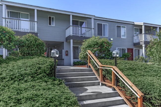 Shoreside Village Rentals - Everett, WA | Apartments.com