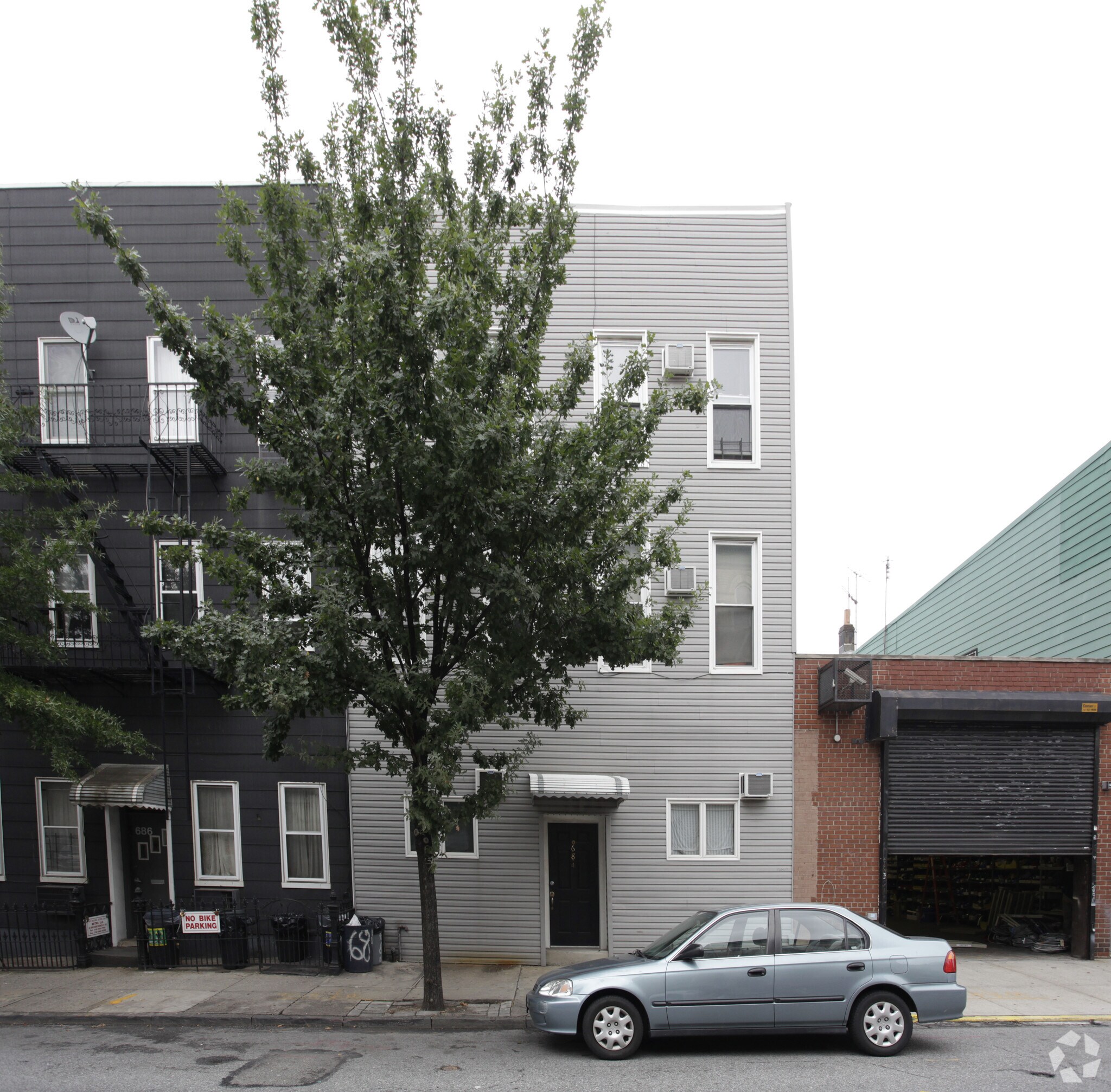 684 Lorimer St - 684 Lorimer St Brooklyn, NY 11211 | Apartments.com