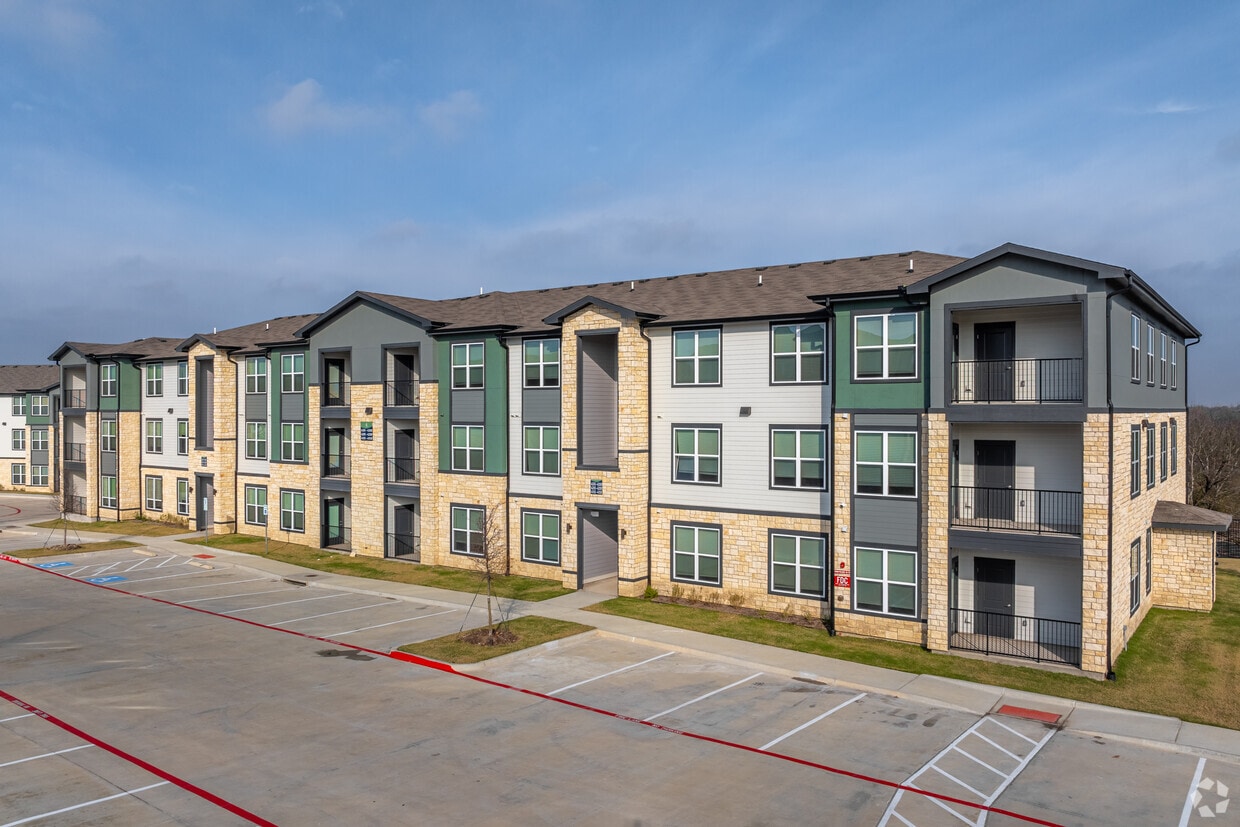 The Terrace at Highland Hills - 5761 Highland Hills Dr Dallas, TX 75241 ...