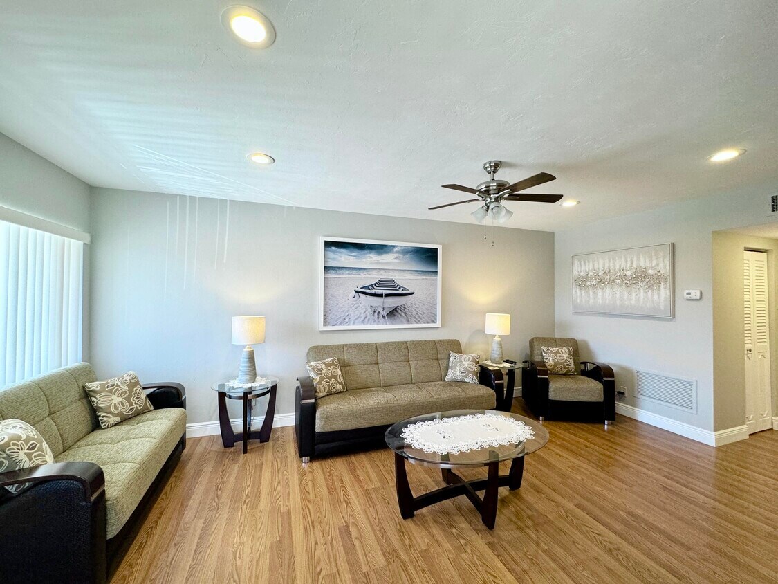 2840 Cynthia Ln Unit 206, Lake Worth Beach, FL 33461 - Condo for Rent ...