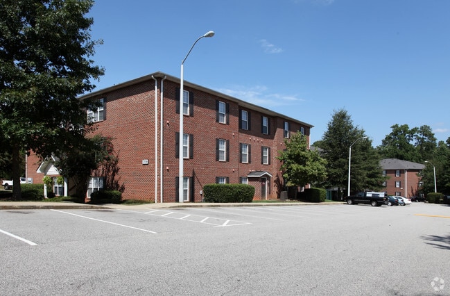 Centennial Ridge - Student Housing Apartments - Raleigh, NC ...