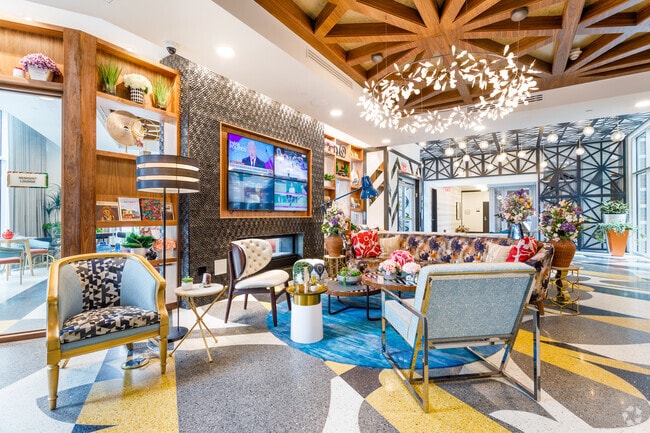 Capitol Park Historic District Apartments for Rent with a Swimming Pool ...