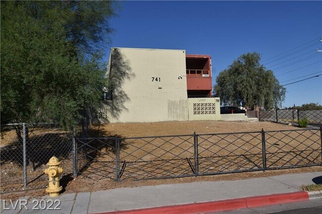 741 N 11th St Unit 3, Las Vegas, NV 89101 - Apartments in Las Vegas, NV ...