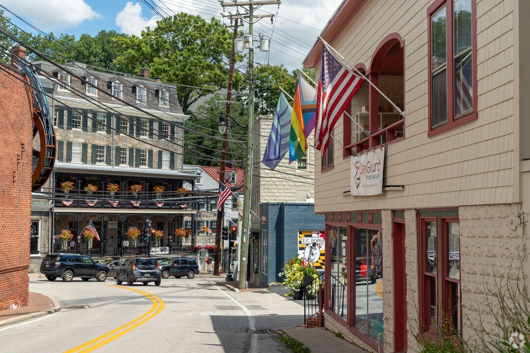 Moving to Ellicott City? Cost of Living, Best Neighborhoods & What to ...