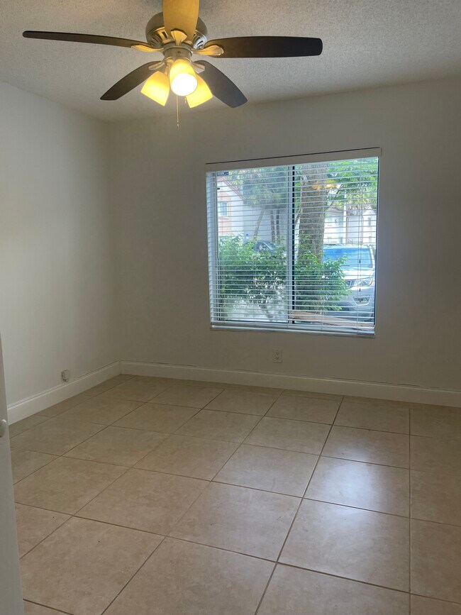 14008 SW 93rd Ln, Miami, FL 33186 - Townhome Rentals in Miami FL ...