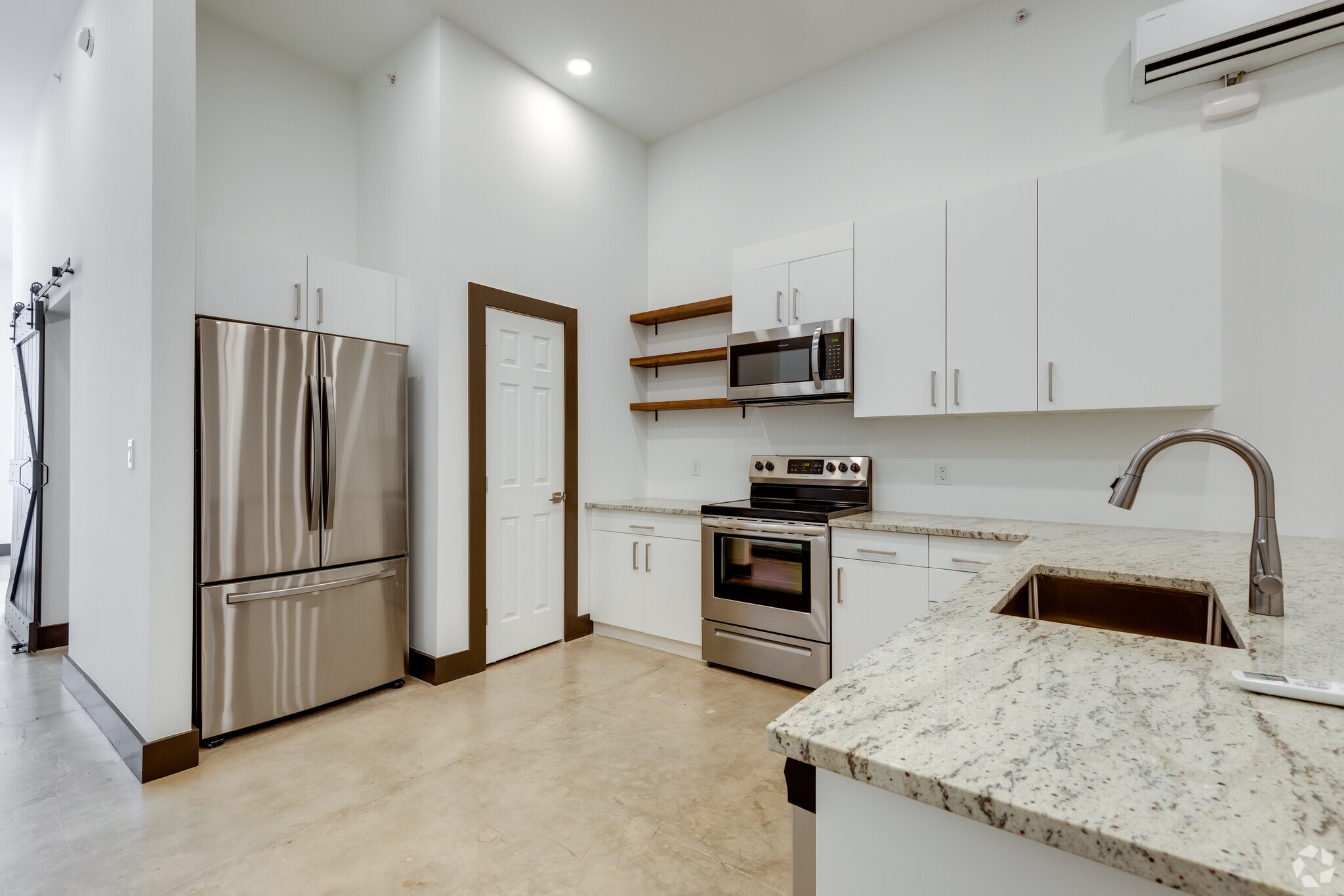 Vandever Lofts - 16 E 5th St Tulsa, OK 74103 | Apartments.com