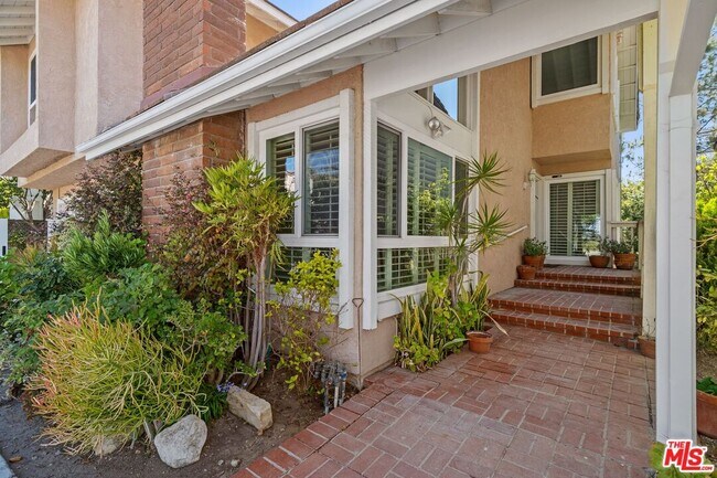 2737 Angelo Dr, Los Angeles, CA 90077 - House Rental in Los Angeles, CA ...