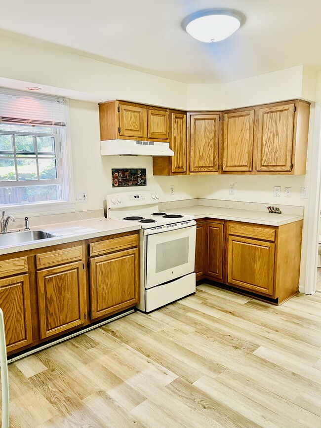 11 Summit Rd Unit 3, Katonah, NY 10536 - 11 Summit Rd Katonah, NY 10536 ...