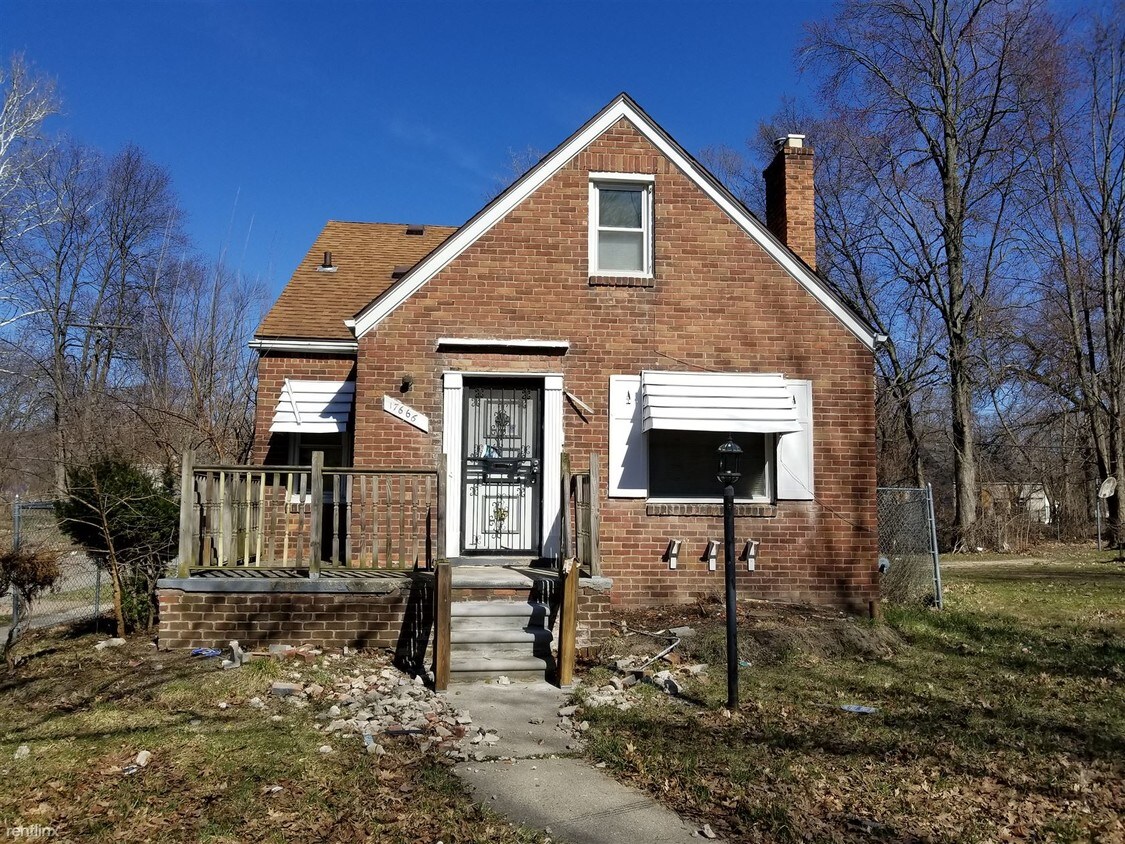 17666 Fielding St, Detroit, MI 48219 - House Rental in Detroit, MI ...