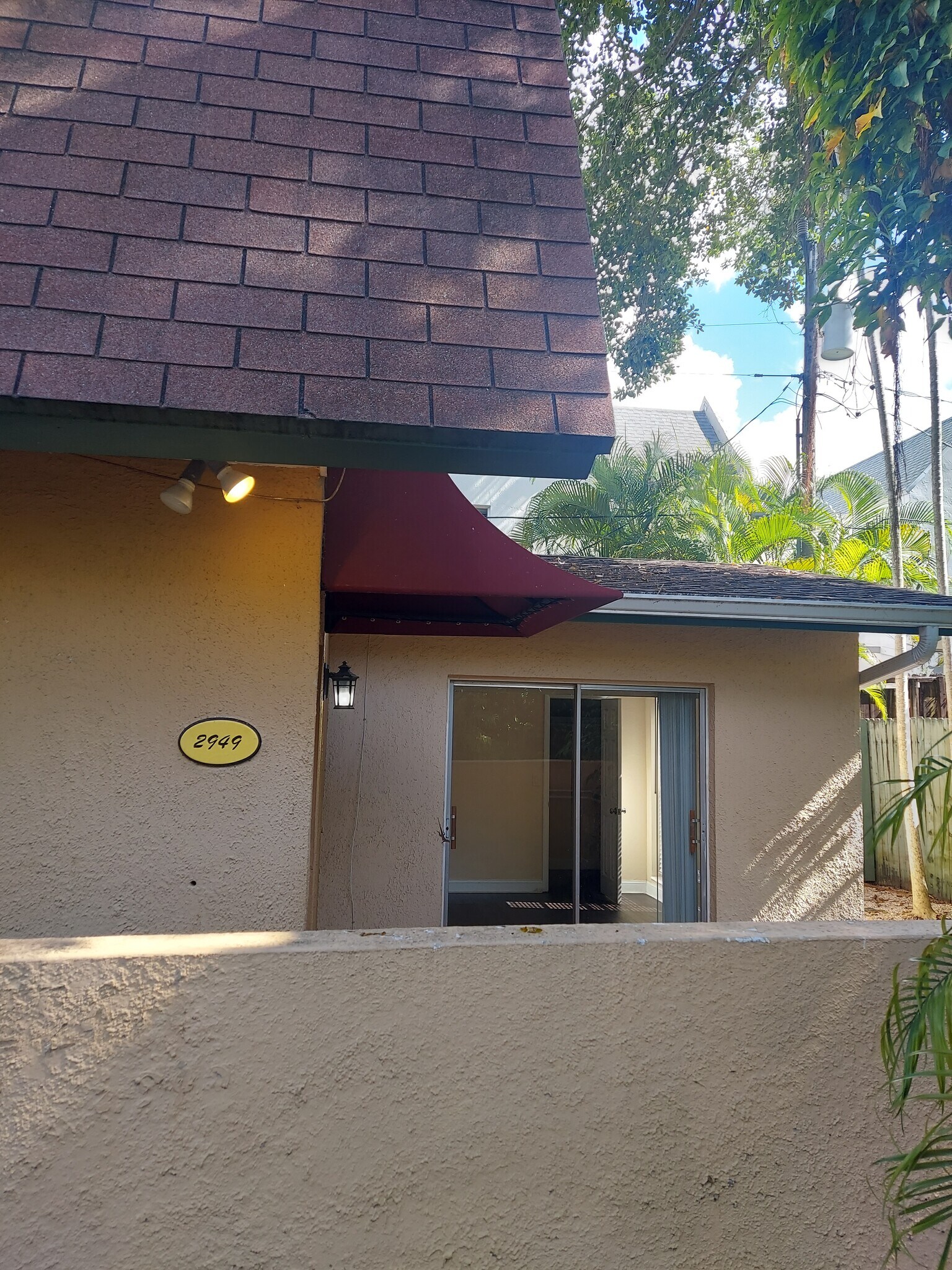 2949 Day Ave, Miami, FL 33133 - Townhome Rentals in Miami FL ...