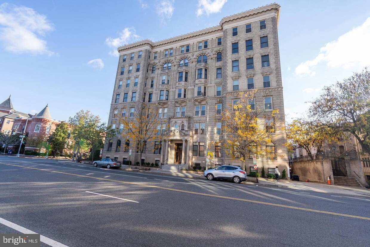 1325 13th St NW Unit 702, Washington, DC 20005 - Room for Rent in ...
